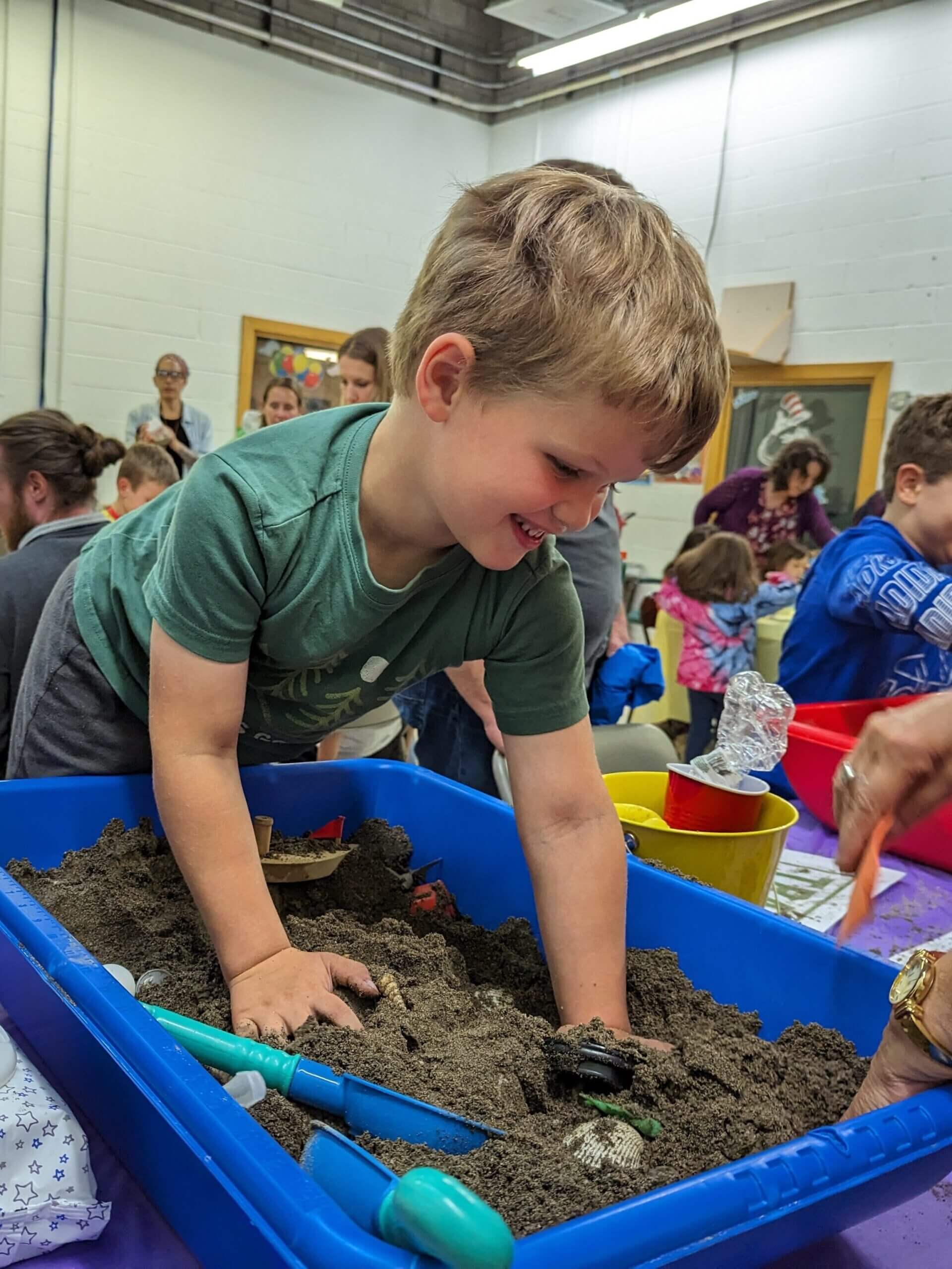 Wild Kratts | Mountain Lake Play Date – Mountain Lake PBS